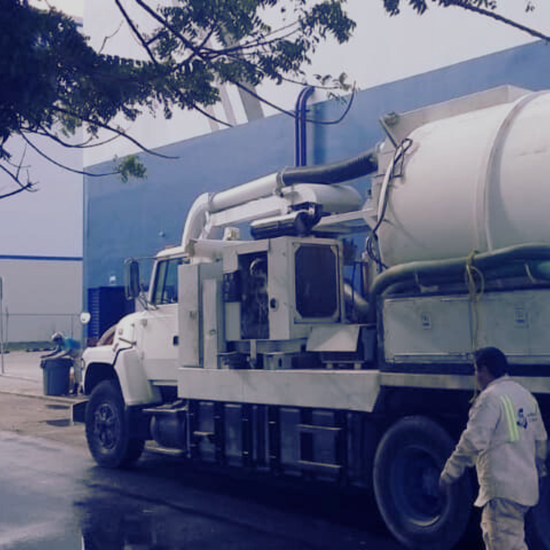 Renta de Equipos Vactor para Desazolve en Veracruz - Desazolves del Puerto